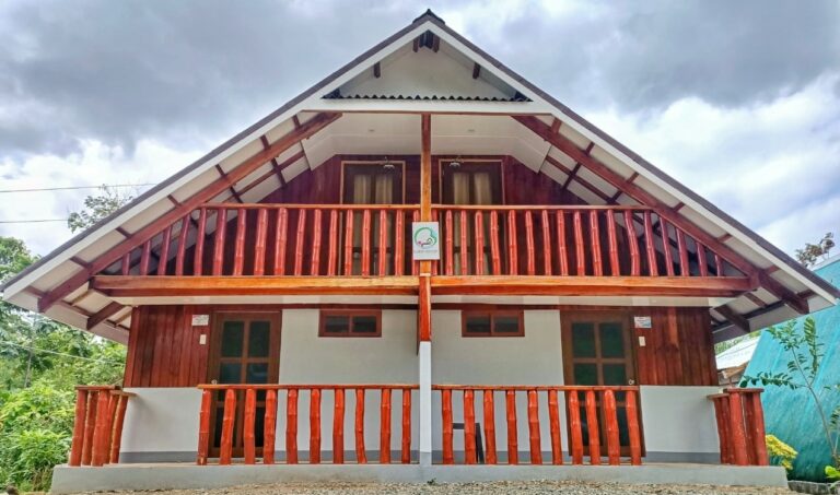 Balai Pamilya (Suite Room) – BALAI AZINAN